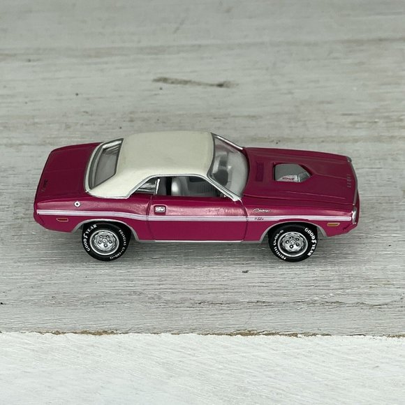 Johnny Lightning | Toys | Johnny Lightning 97 Dodge Challenger Rt ...